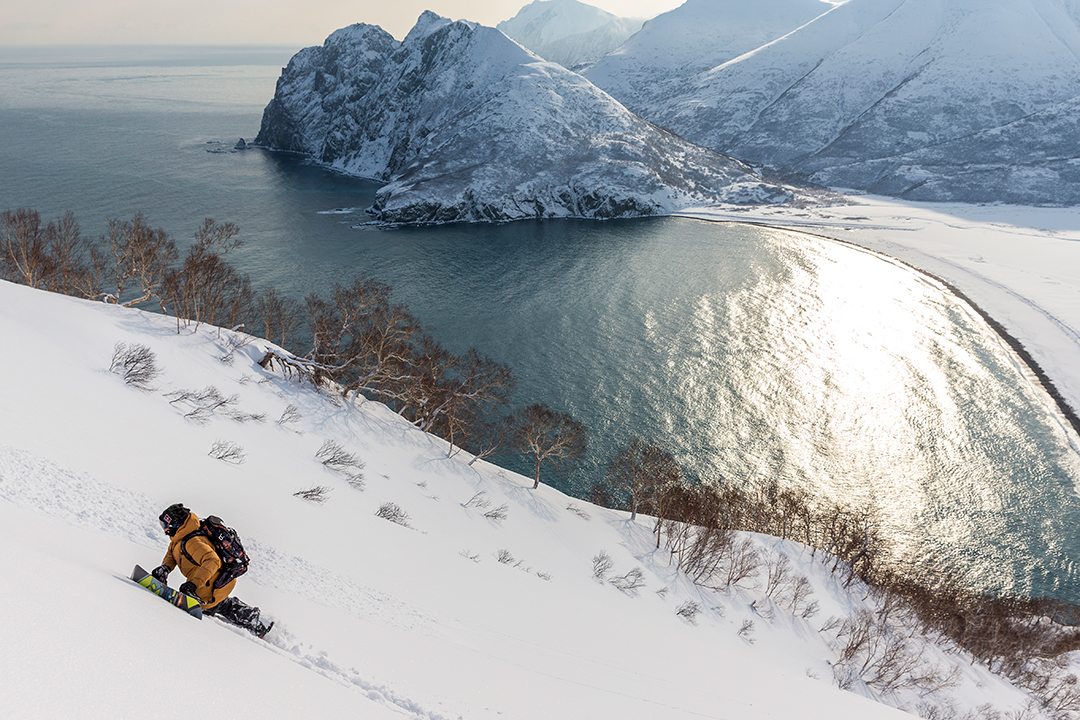 “The Fourth Phase,” official 2016 trailer from Travis Rice and Red Bull ...