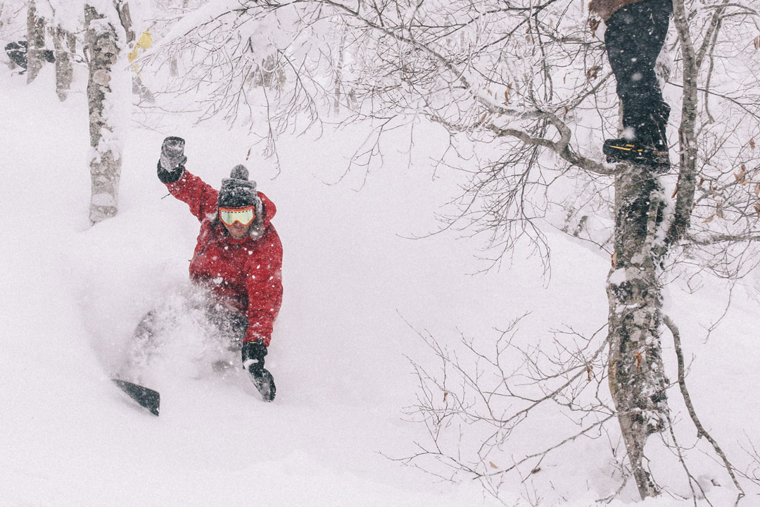 Moss: A Legacy of Japanese Snowsurfing – Snowboard Magazine