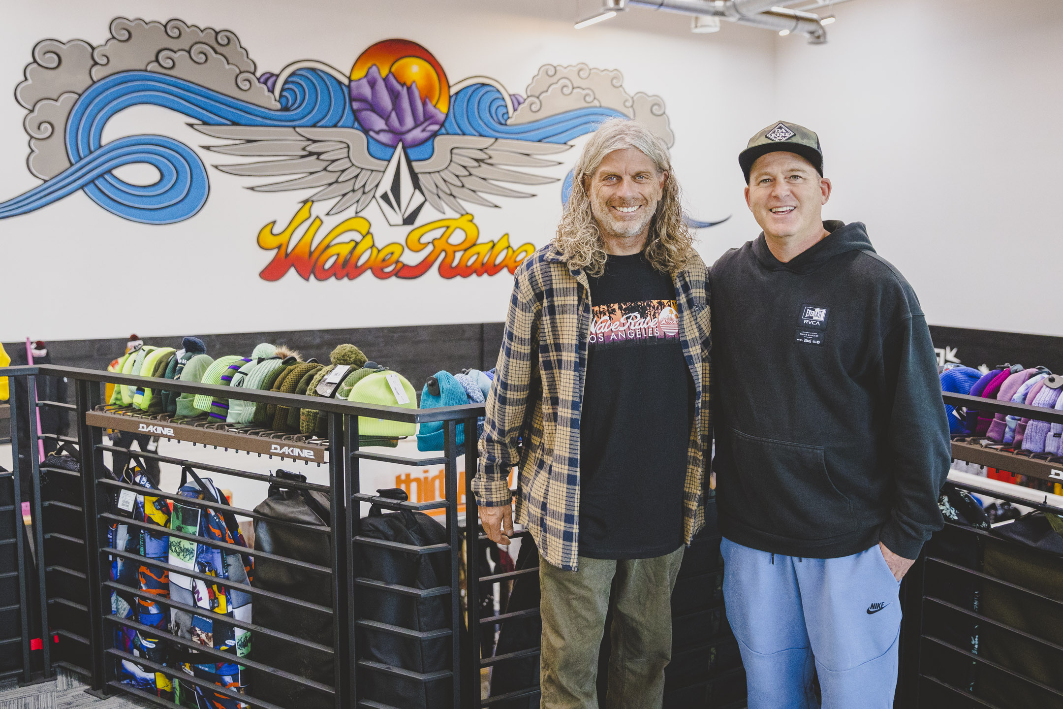 Wave Rave Opens a New Location in Los Angeles – Snowboard Magazine