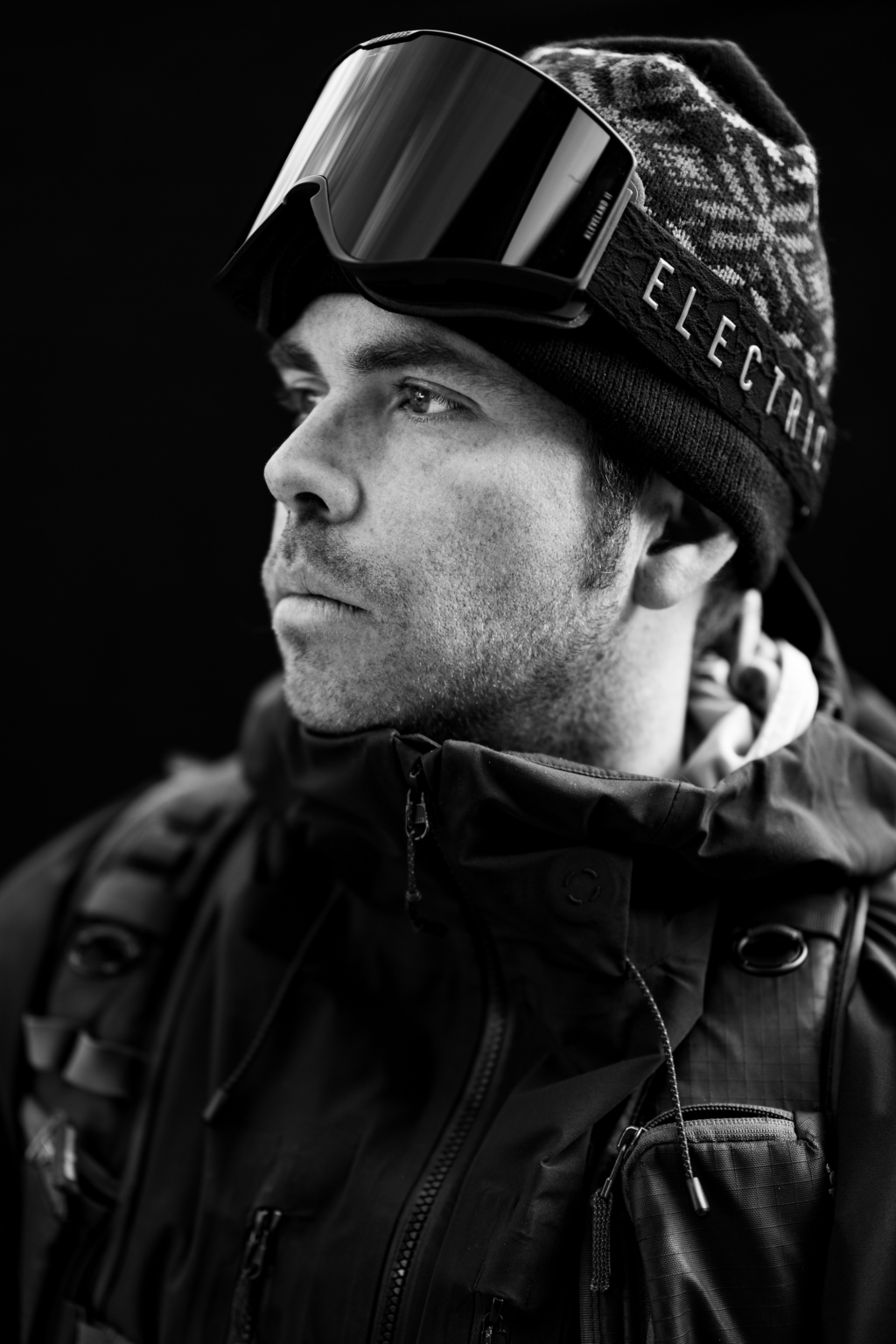 The Photographer With A Pro Model Snowboard – Snowboard Magazine